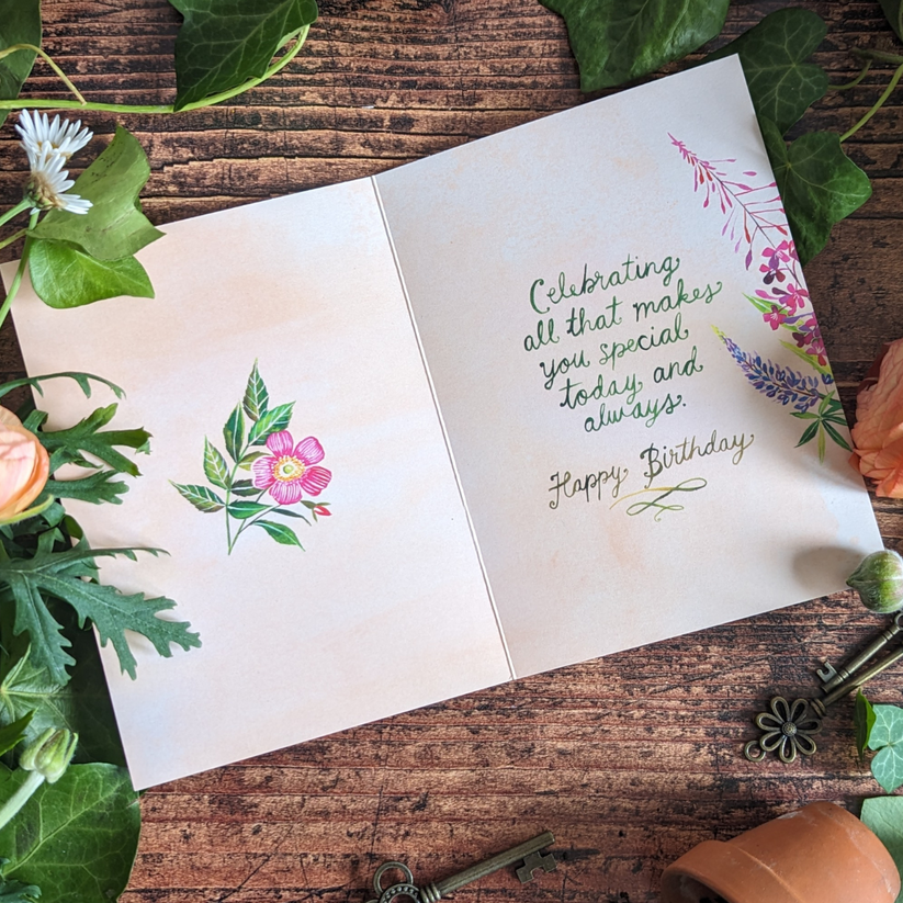 Carte Fleurs Sauvages de Katie Daisy – Octobre en Juillet